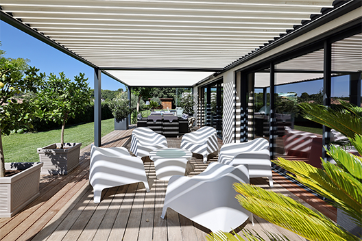 Luxury Bioclimatic Pergolas | Pergola with Rotating Aluminum Blades for ...